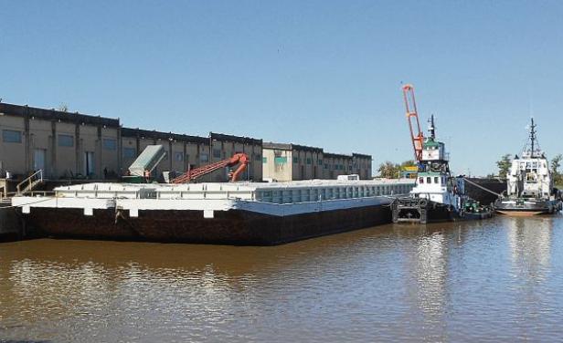 Paraguay, primer país sudamericano en construir barcazas